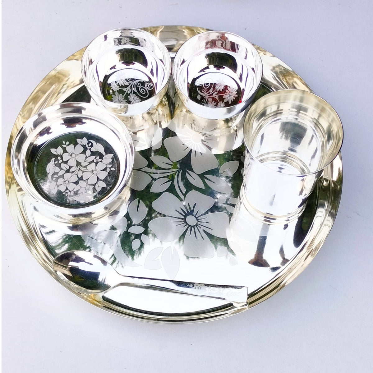 German silver hand engraved design Dinner set -GRIH001DT – www.soosi.co.in