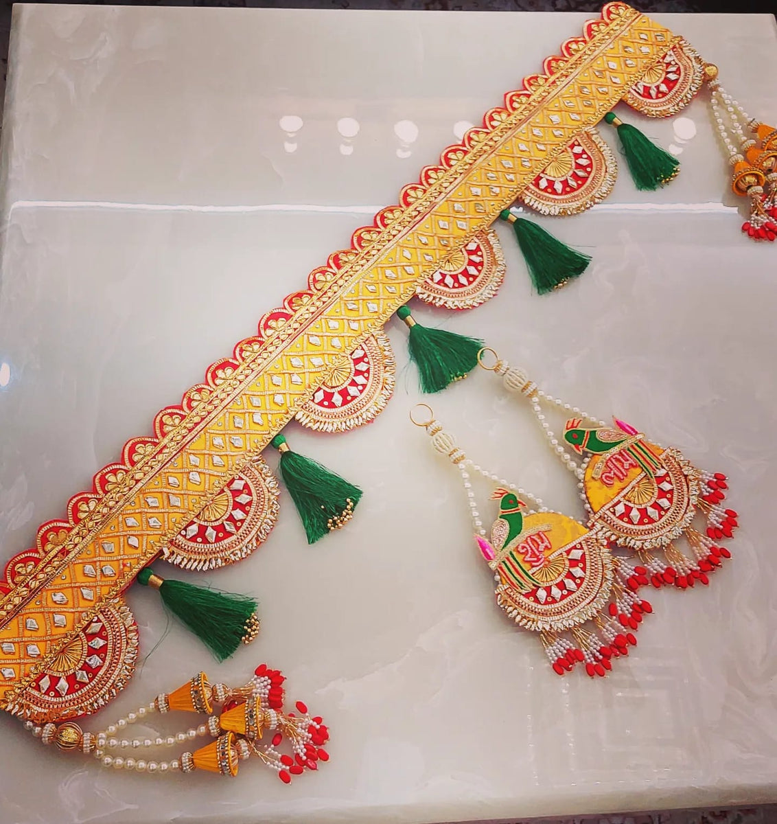 Shub Labh , Beautiful Bandanwar / Thoran for Decorating Your Doors Thi ...