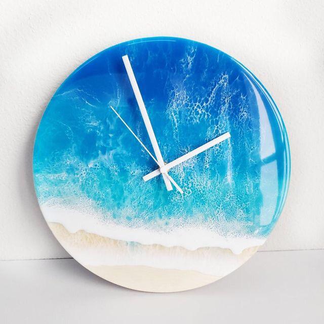 Blue Resin Decorative Wall Clock -SKD001WC – www.soosi.co.in