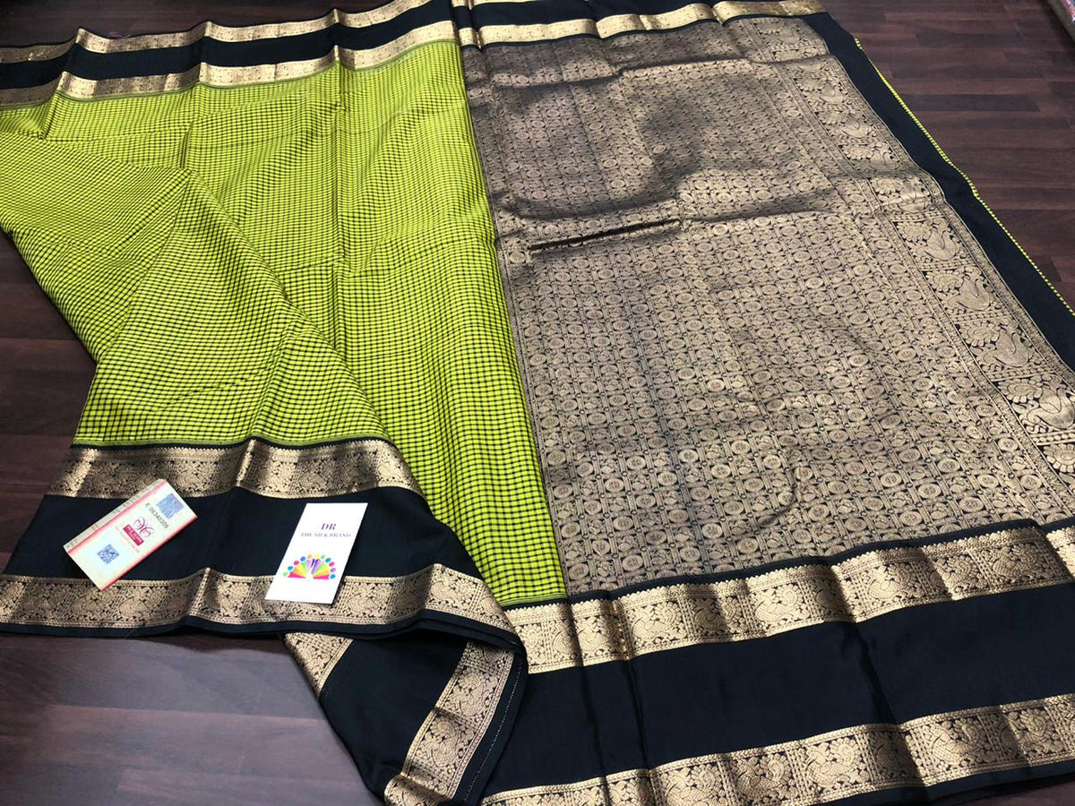 GRAMEEN CHECKS LIGHT GREEN KANJIVARAM SAREE WITH KORVAI BORDER AND PAL ...