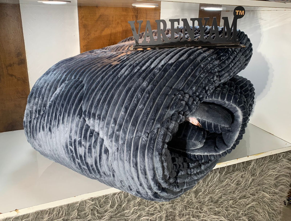 Deep Grey Winter special Wool Rich Premium Rich Sherpa Double Bed Quil ...