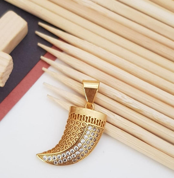 Elegant matte gold finish pendant for Men-KRISH001PMC – www.soosi.co.in