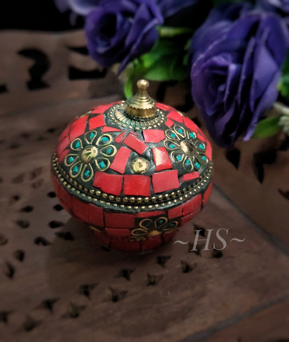 Kumkum Dabbi Colection – Tagged "Tibetan Kumkum box" – www.soosi.co.in