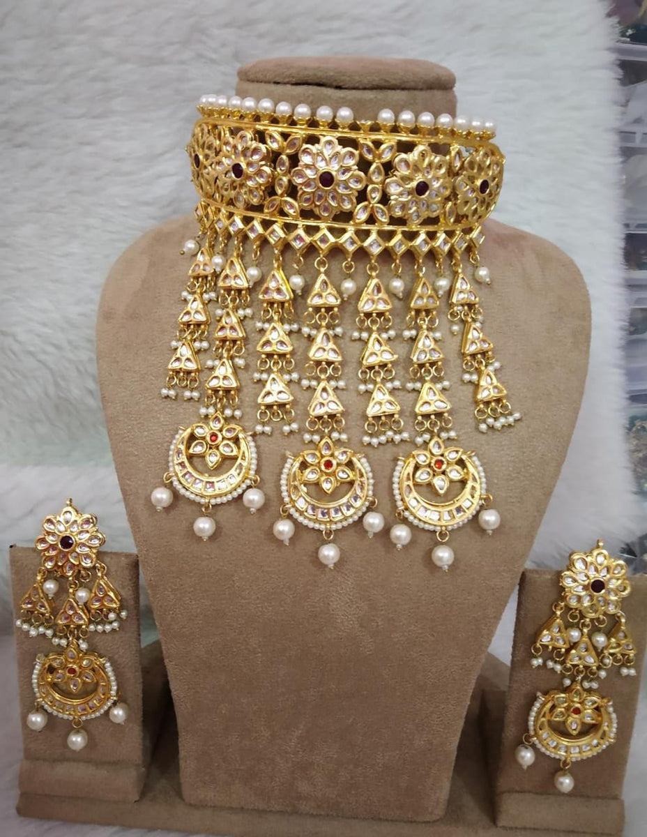 Heavy Golden Jewellery Set for Women – www.soosi.co.in